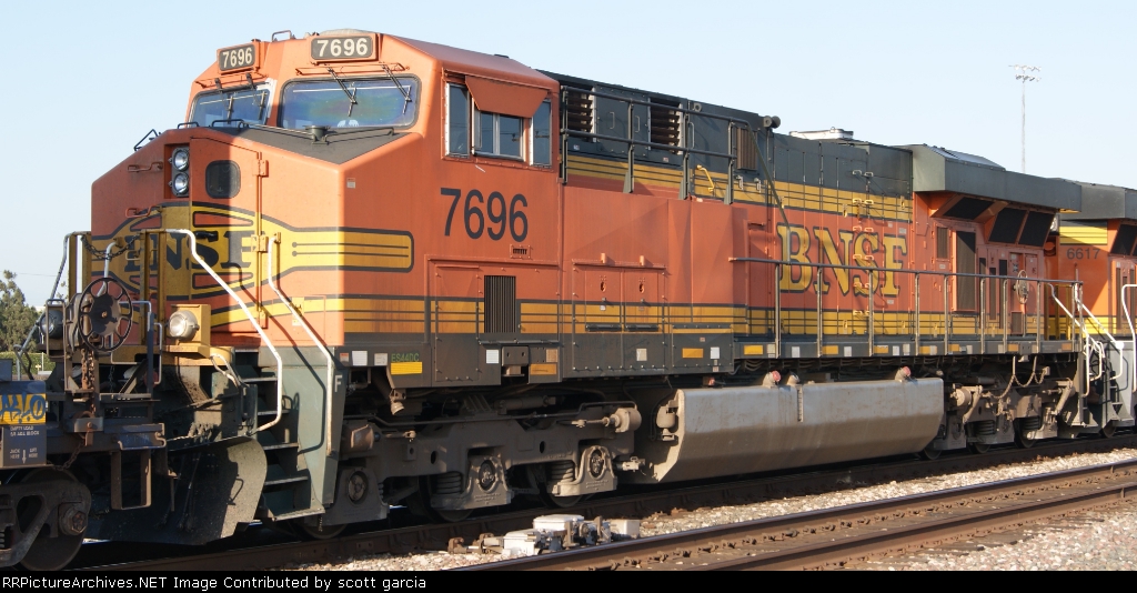 BNSF 7696